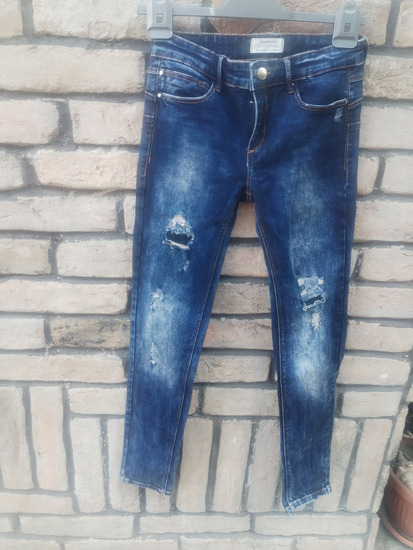 Stradivarius farmerke, veličina S RASPRODAJA