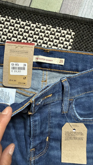 Levis farmerke