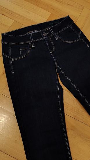 Benetton farmerice kao nove