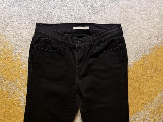 Levis super skinny crne farmerice vel. 28
