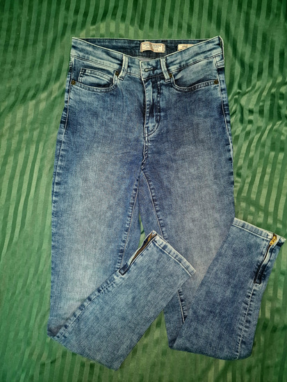 Guess farmerke