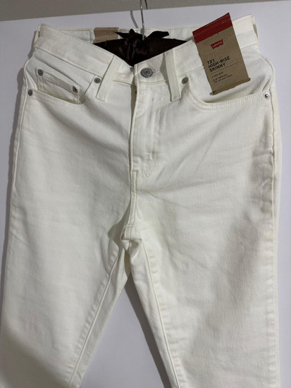 Nove Levi's farmerke