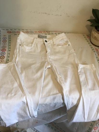 Zara bele farmerke 34