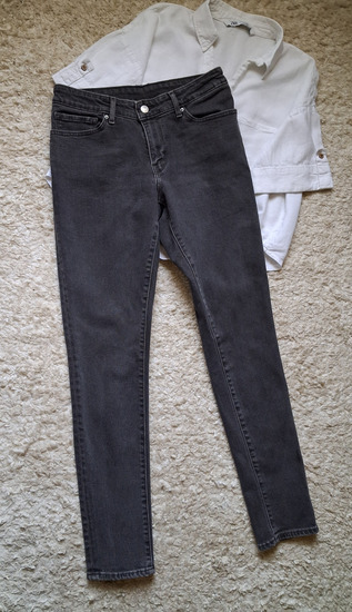    LEVI'S tamno sive farmerke ☆ Vel S/M ☆