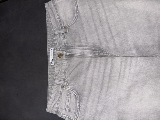 Zara Siroke Farmerke 40