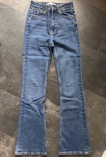 Zara zenske farmerice