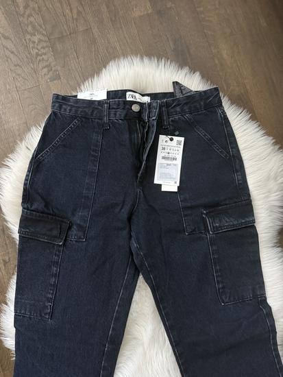 Zara slim cargo farmerke sa etiketom nove