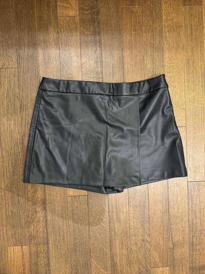 ZARA skort od veštačke kože