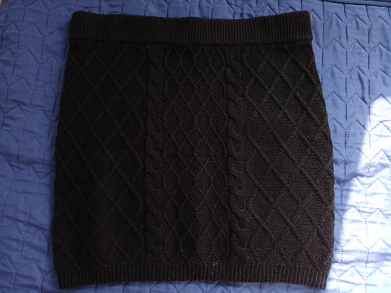 FB Sister crna zimska pletena mini suknja, XL