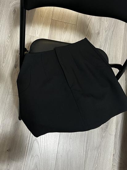 Pull&bear mini suknja / novo