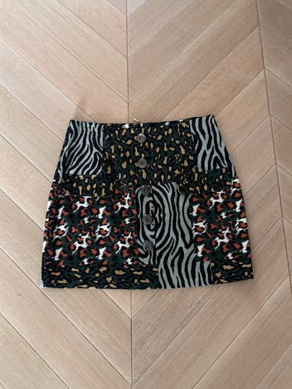 Mini suknja u šarenom zebra printu