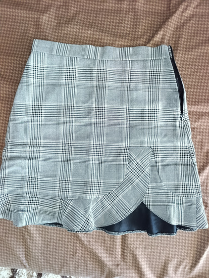 Zara mini suknja