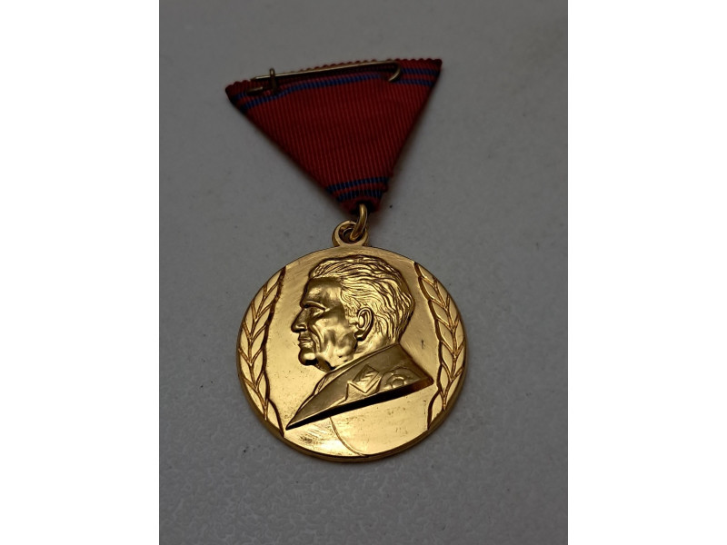 MEDALJA TITO 40 GODINA JNA UNC