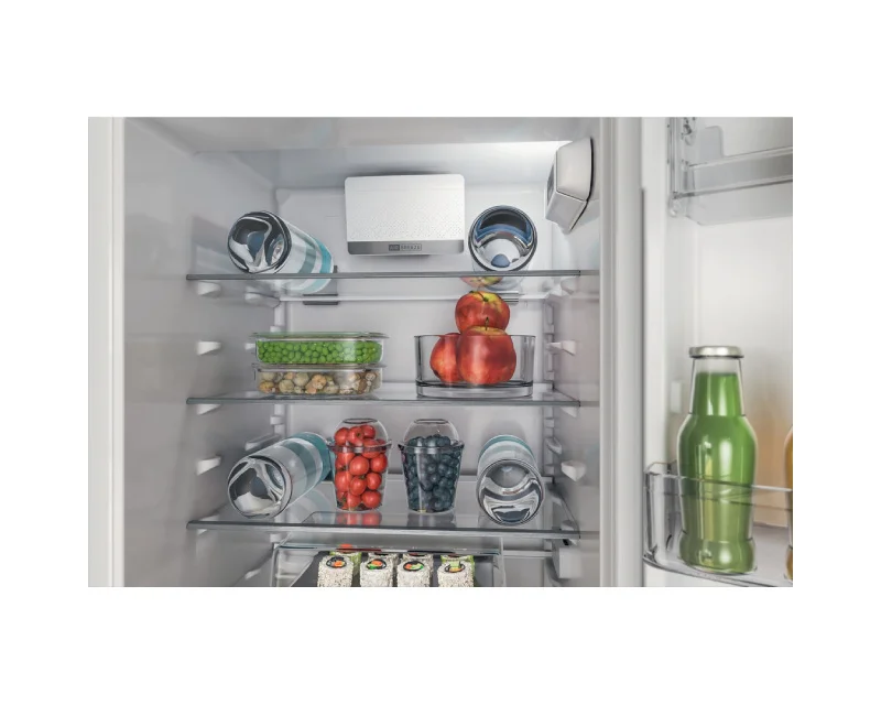 Whirlpool ugradni kombinovani frižider 274 l 6th Sense 177 cm WHC18D011C1 SF