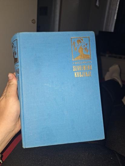 Knjiga suvremeno krojenje