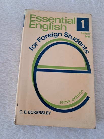 ESSENTIAL ENGLISH knjiga za engleski