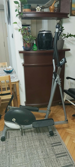 Trenažer za nordijsko skijanje