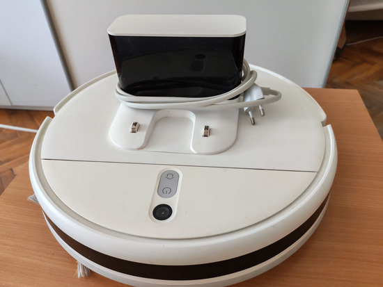 Robot usisivac Xiaomi mop 2 lite snizen 10.000