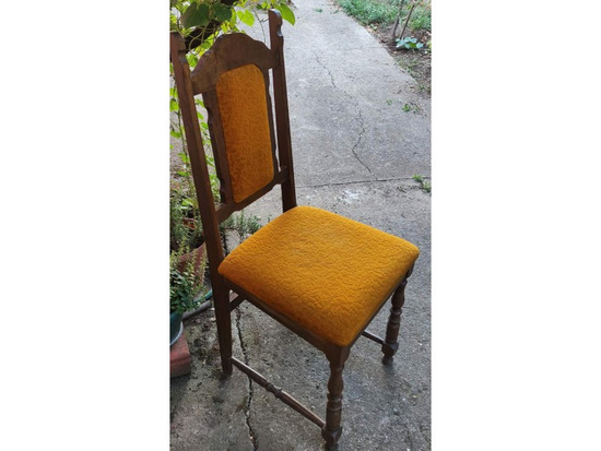 Retro Elegancija Drvena Vintage Stolica