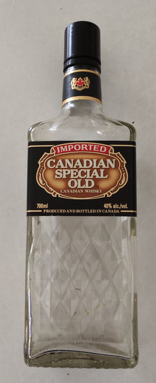 Dekorativna reljefna flaša Canadian Whisky