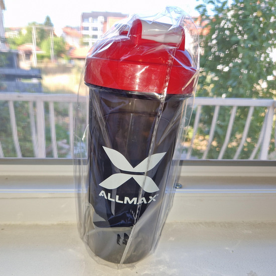 ALLMAX Leak-Proof šejker za proteine (700ml)