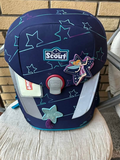 SAda 3500“SCOUT” Skupoceni ranac za skolu!Kao nov!