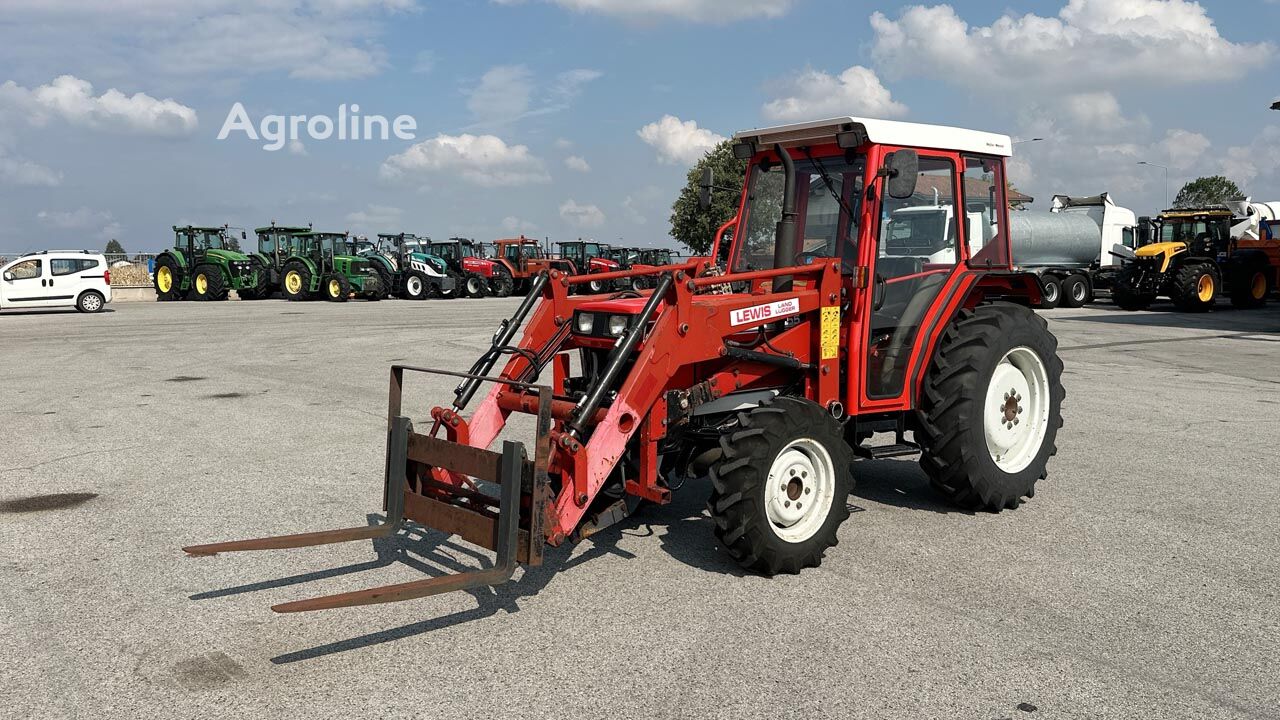 Shibaura S455 4x4 traktor točkaš