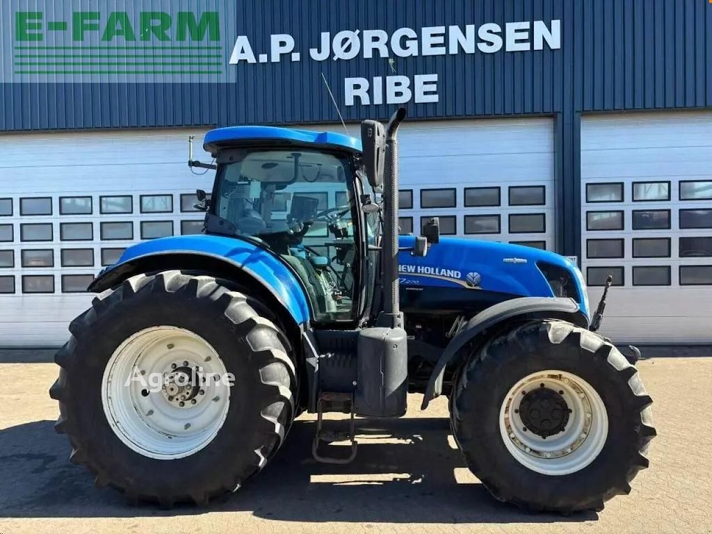 New Holland t 7.270 ac traktor točkaš
