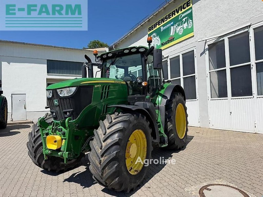 John Deere 6215r traktor točkaš