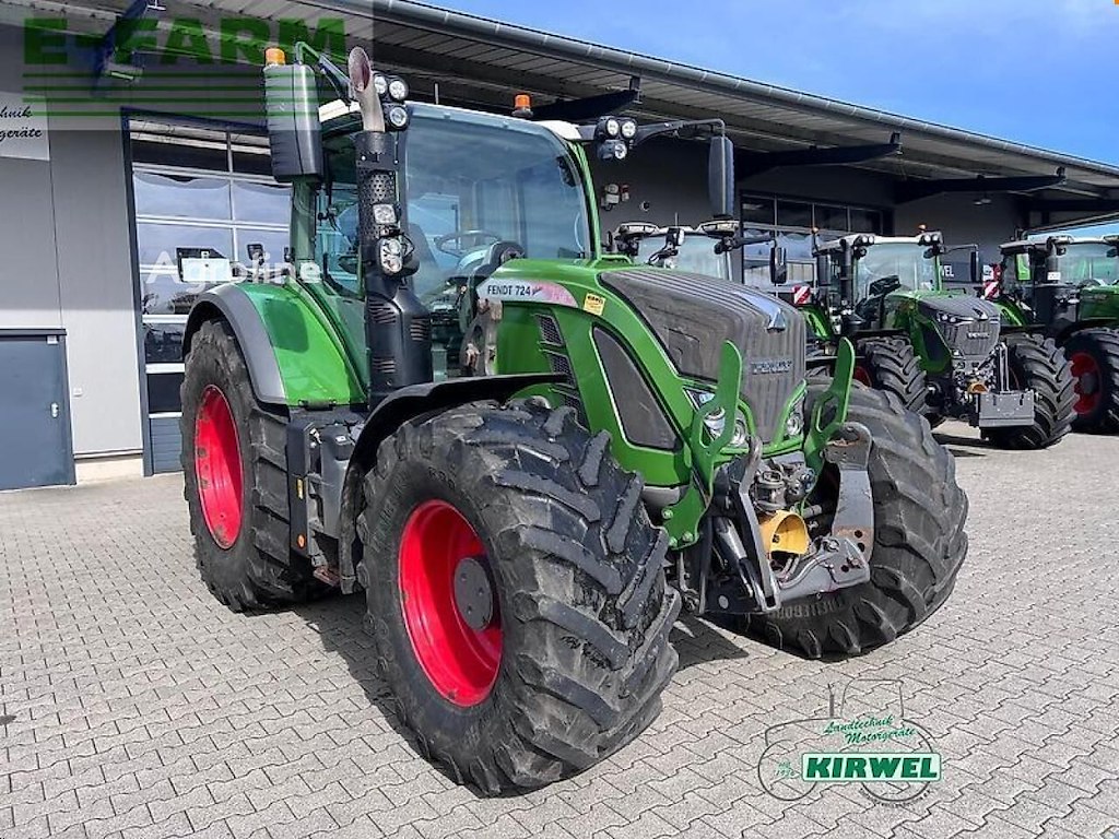 Fendt 724 vario s4 traktor točkaš