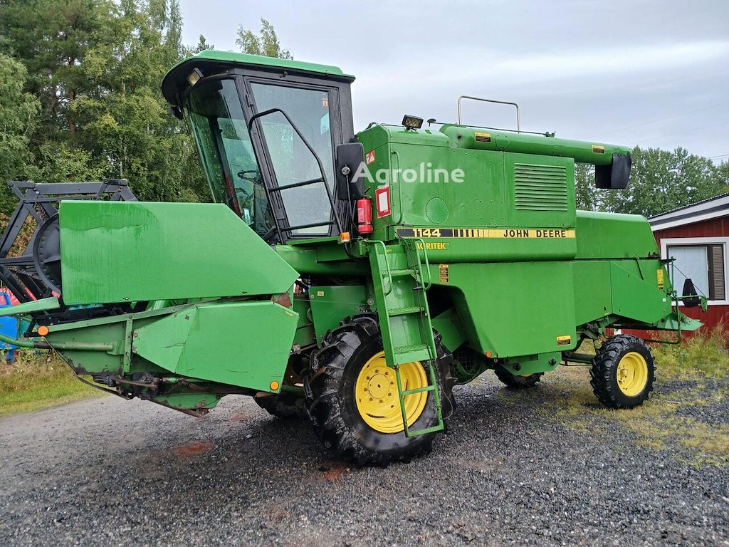 John Deere 1144 kombajn za žito