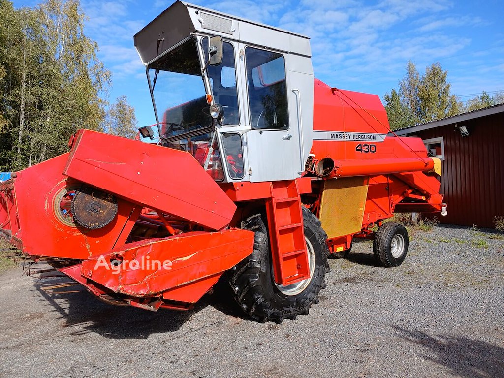 Massey Ferguson 430 kombajn za žito