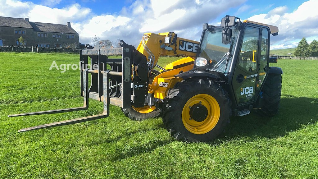 Prodaje se JCB 530-60 poljoprivredni utovarivač na aukciji