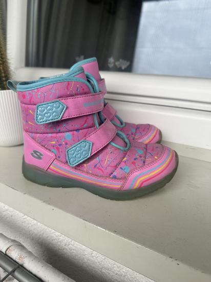 Skechers cizme. Svetle