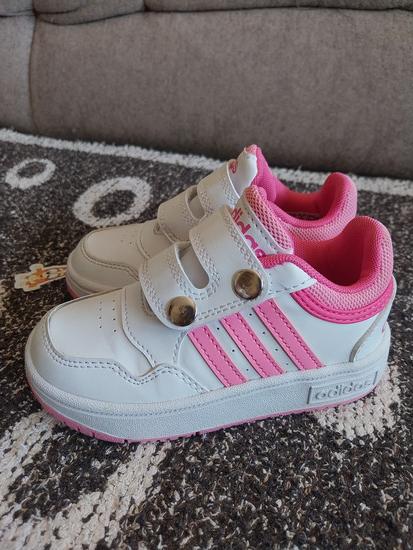 Adidas patike za devojčice, nove
