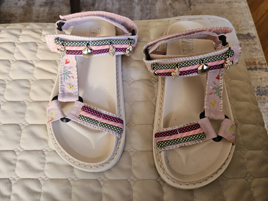 Zara sandale 33