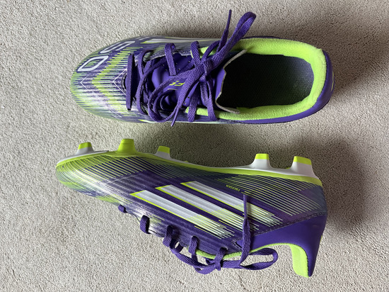 ADIDAS kopacke br 40 - kao nove