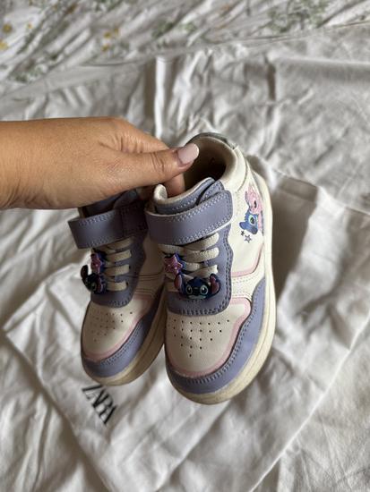Zara Stich patike 26