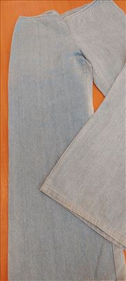 Teksas svetlo plave pantalone 42