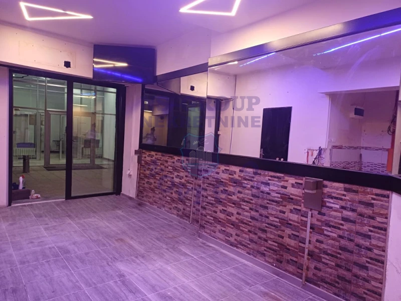 lokal za izdavanje Novi Sad 80m2 17649
