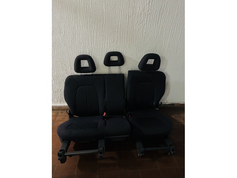 KOMPLET SEDIŠTA ZA MERCEDES A160