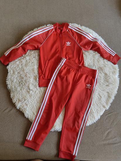 Adidas trenerka unisex 104 veličina