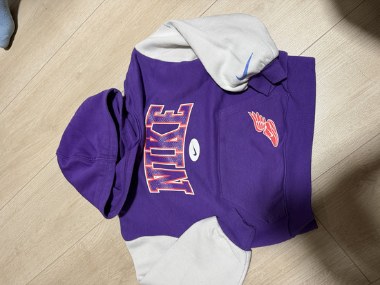 Nike duks