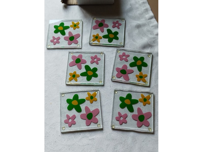 Set staklenih podmetača za čaše - 6 komada