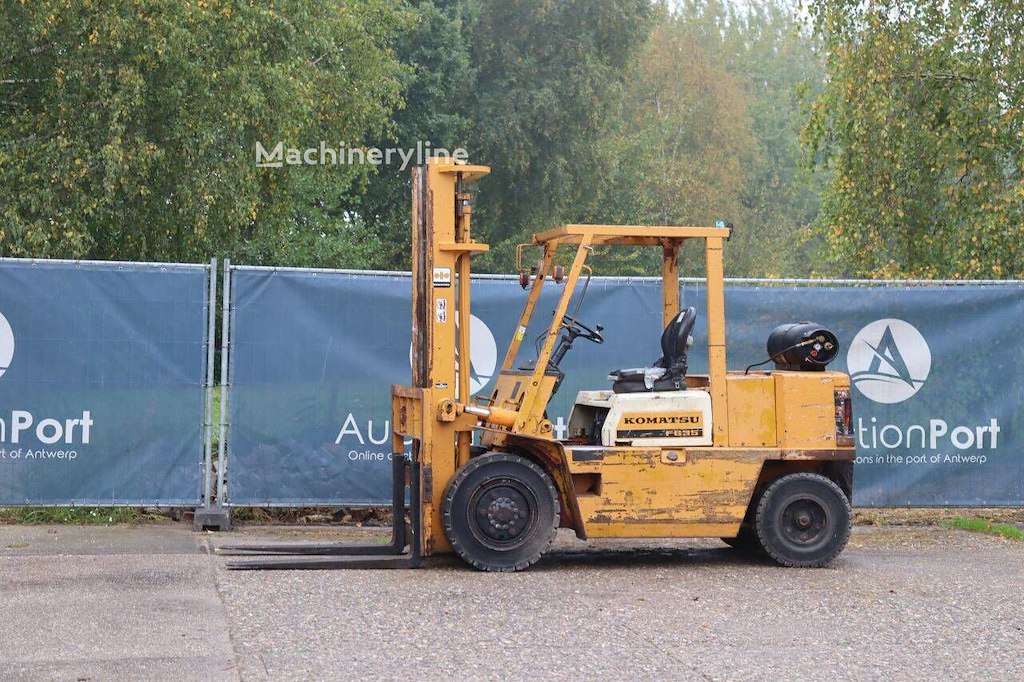 Prodaje se Komatsu FG35-4 viljuškar na gas na aukciji