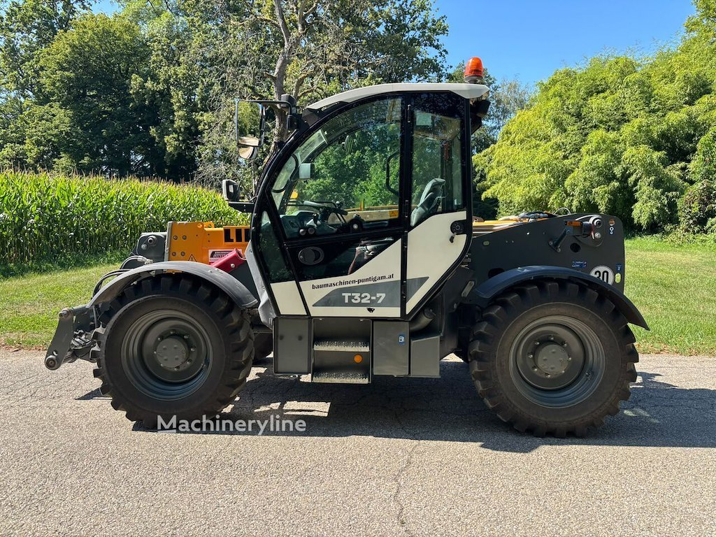 Liebherr T 32-7 05 teleskopski utovarivač