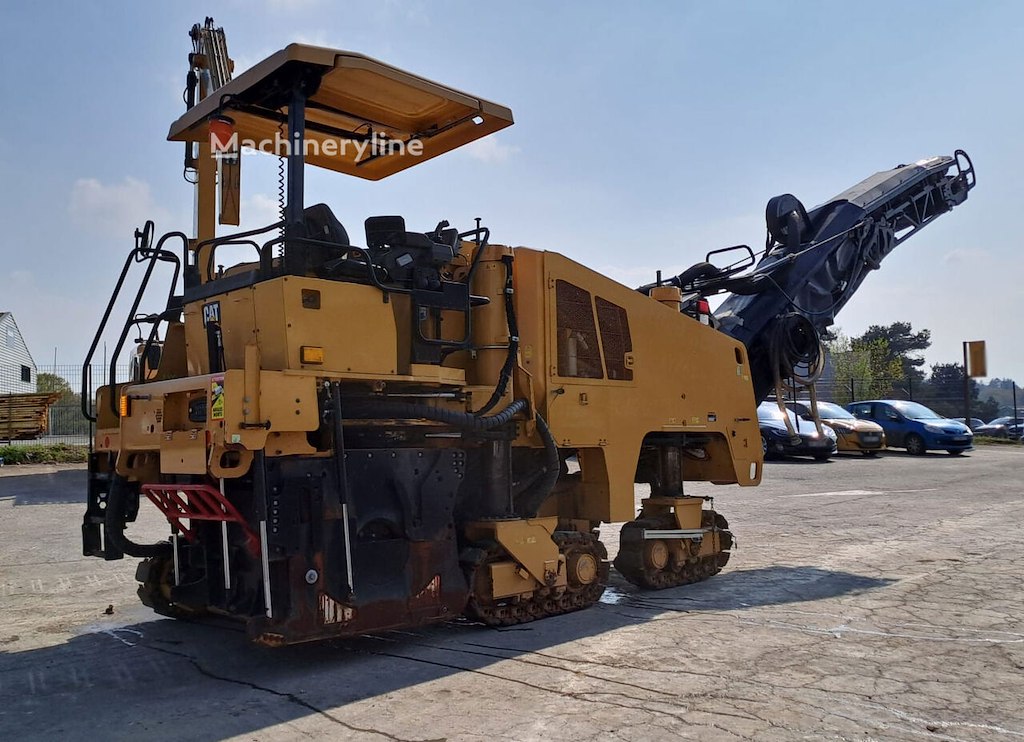 Caterpillar PM310 glodalica za asfalt