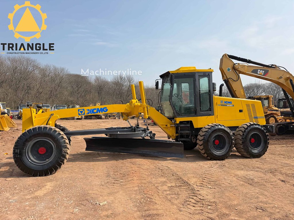 Caterpillar GR1803 grejder