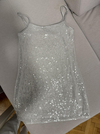 H&M sljokicava haljinica/majica
