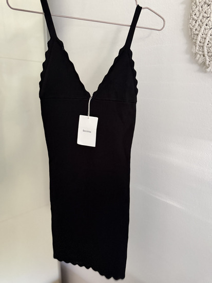 Bershka NOVO sa ETIKETOM crna mini haljina S vel
